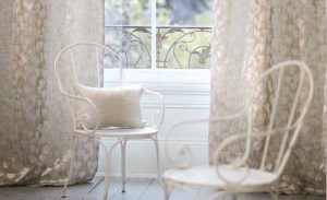 Decora tus ventanas con visillos – Villalba Interiorismo